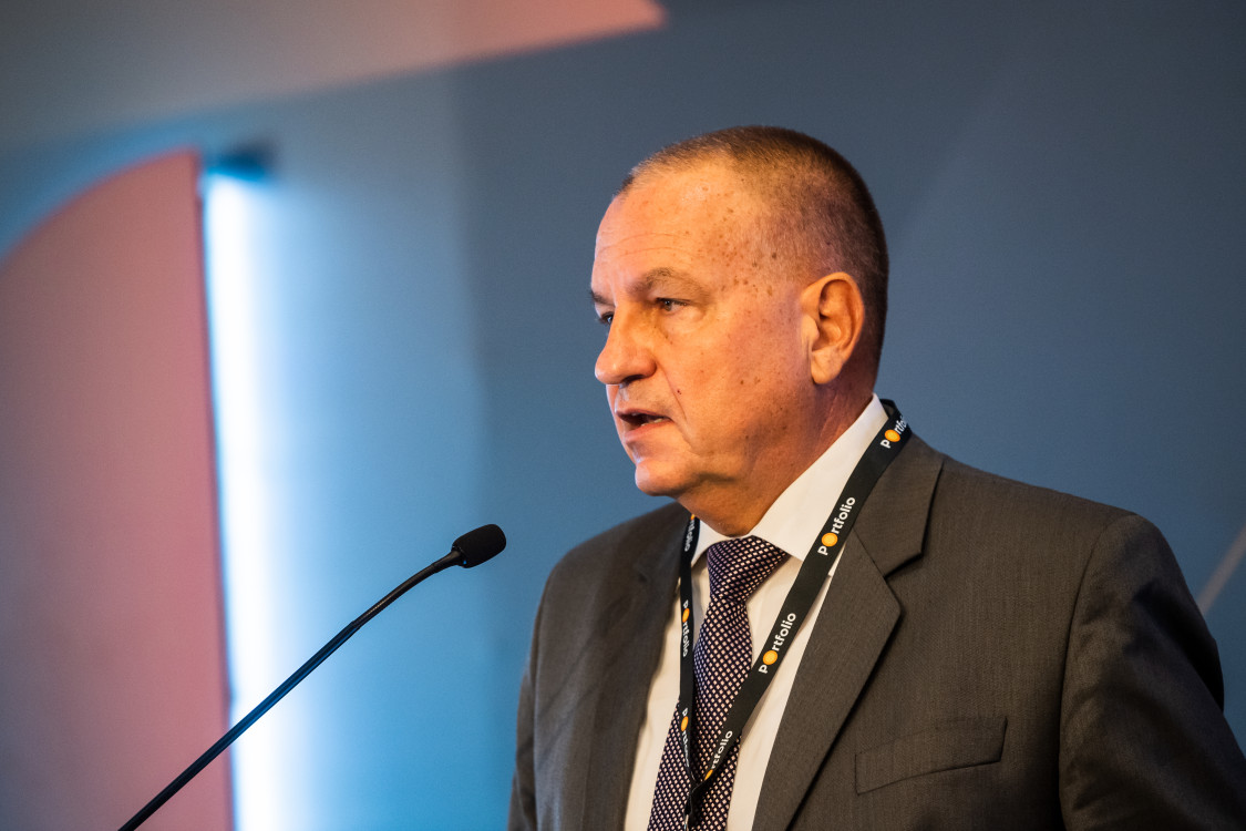 Az egészségügy minden szereplője bizonytalanságban van - Interjú Fábián ...