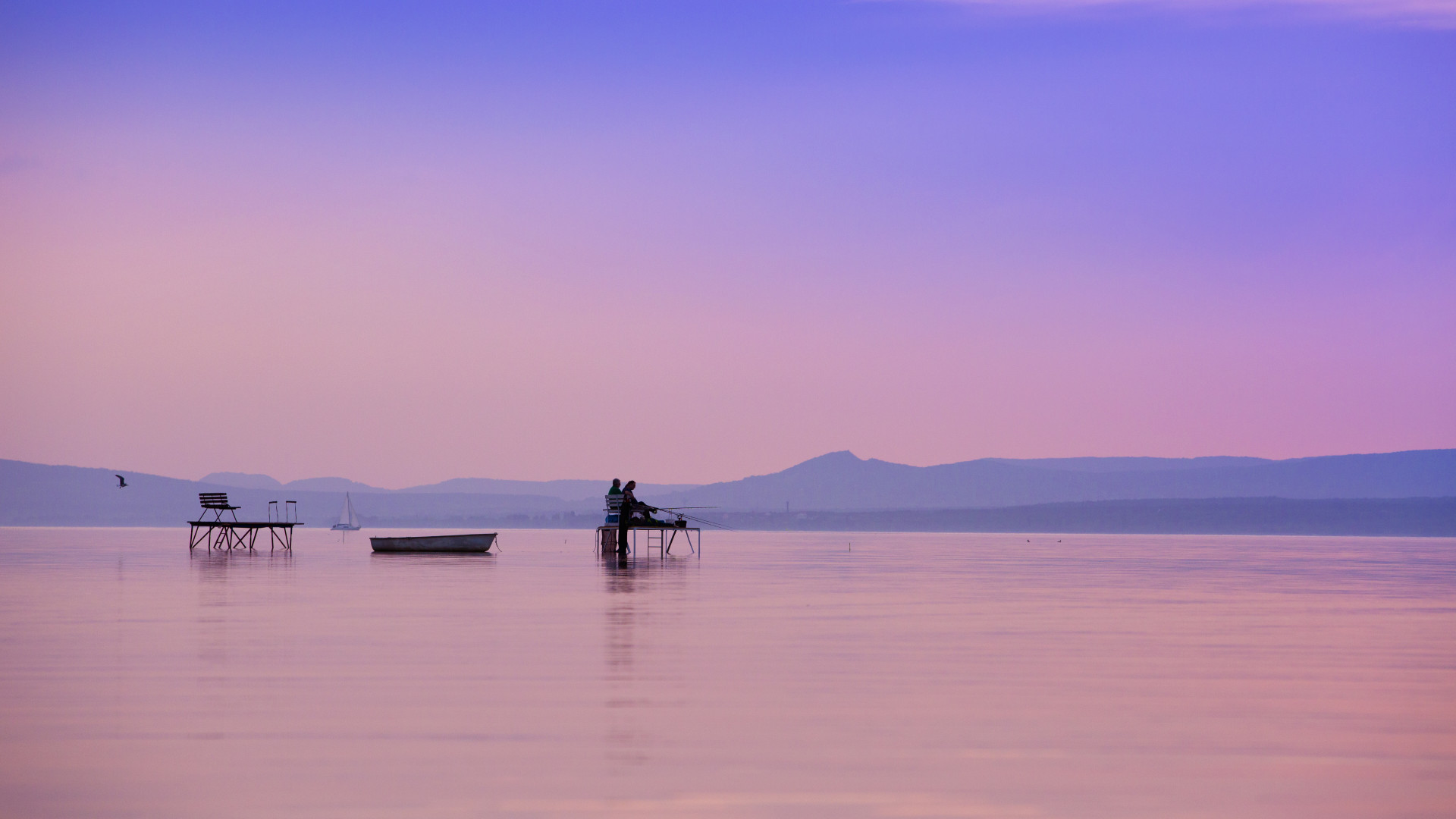Baj van a Balaton vizével, nagy erőkkel dolgoznak a vízminőség ...