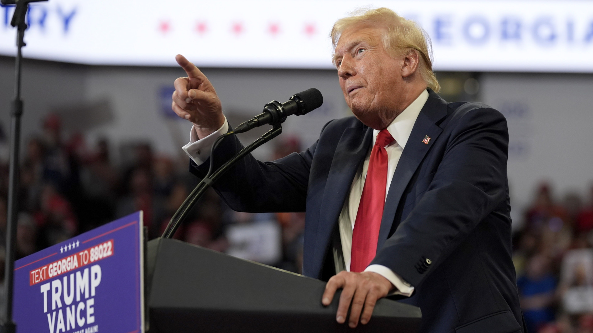 Fenyegető jövőt vázolt fel Donald Trump: ide vezethet Ukrajna kurszki ...