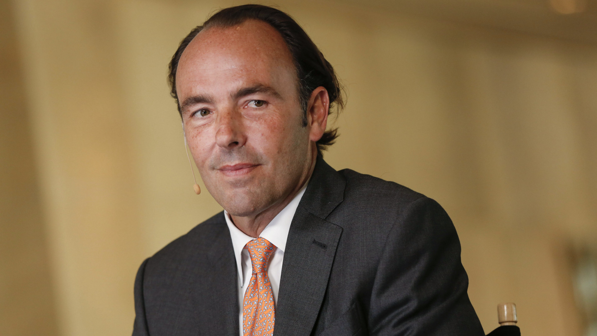 Piacmanipuláció miatt vizsgálják a legendás befektetőt - Portfolio.hu