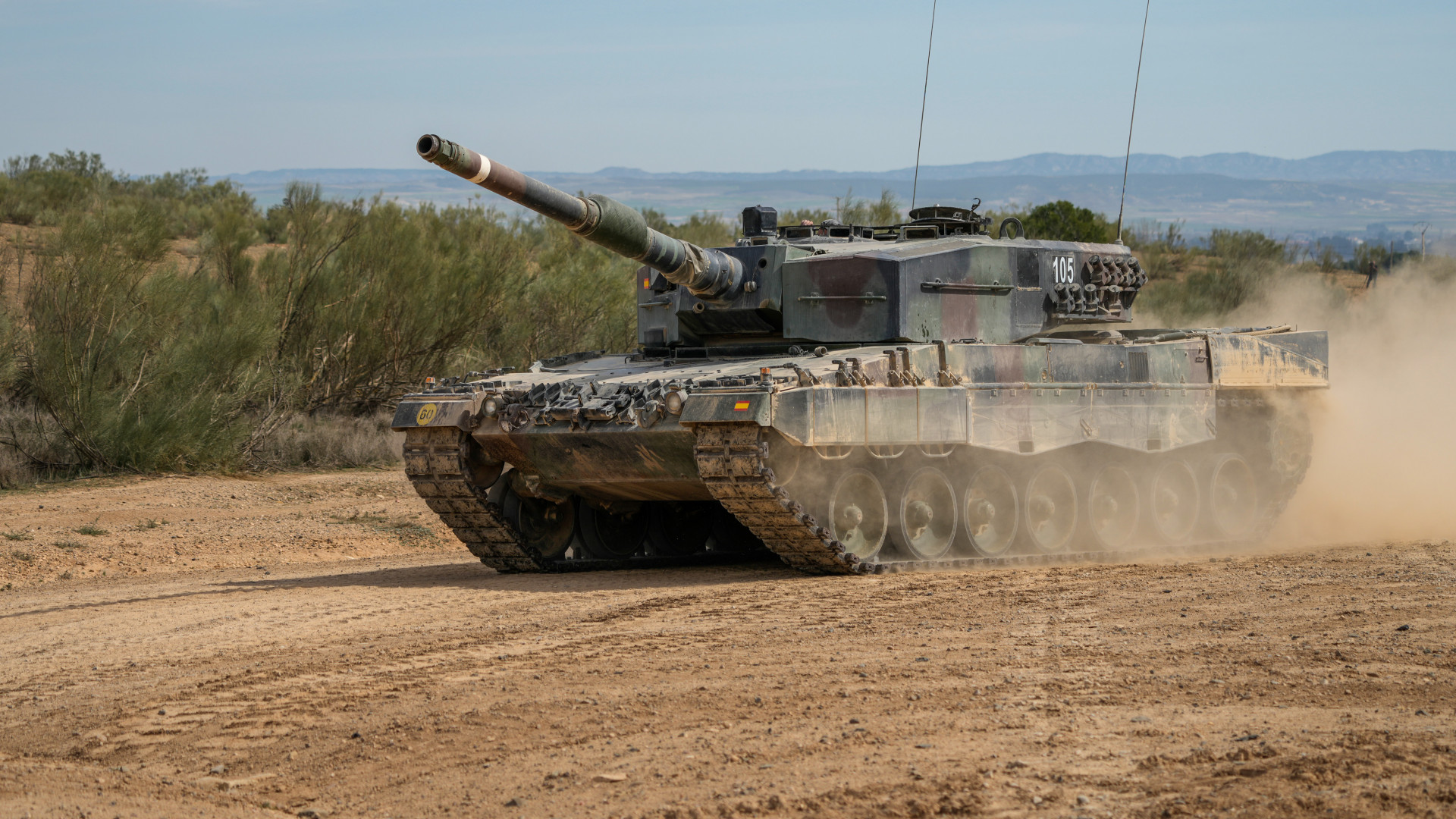 Újabb videó jött az orihivi csatáról: 3 Leopard 2-es került az orosz drónok célkeresztjébe ...