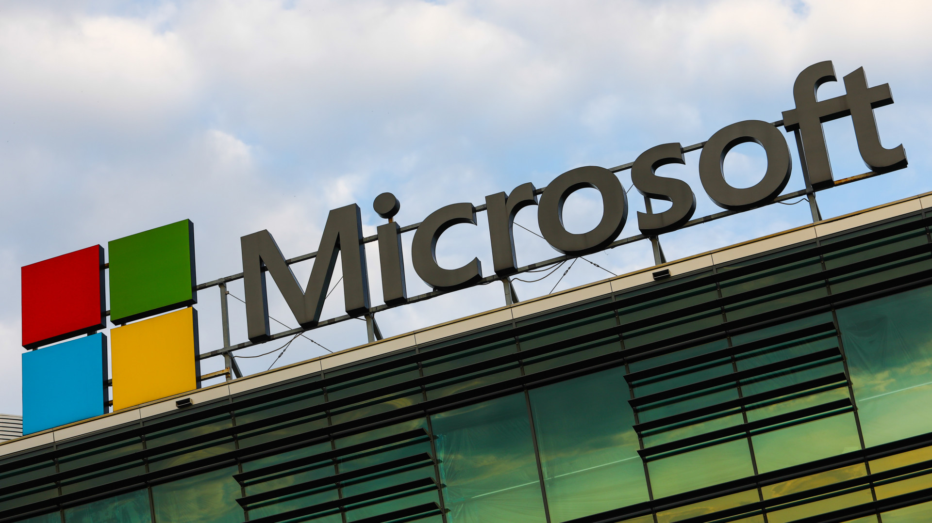Emeli az osztalékot a Microsoft - Portfolio.hu