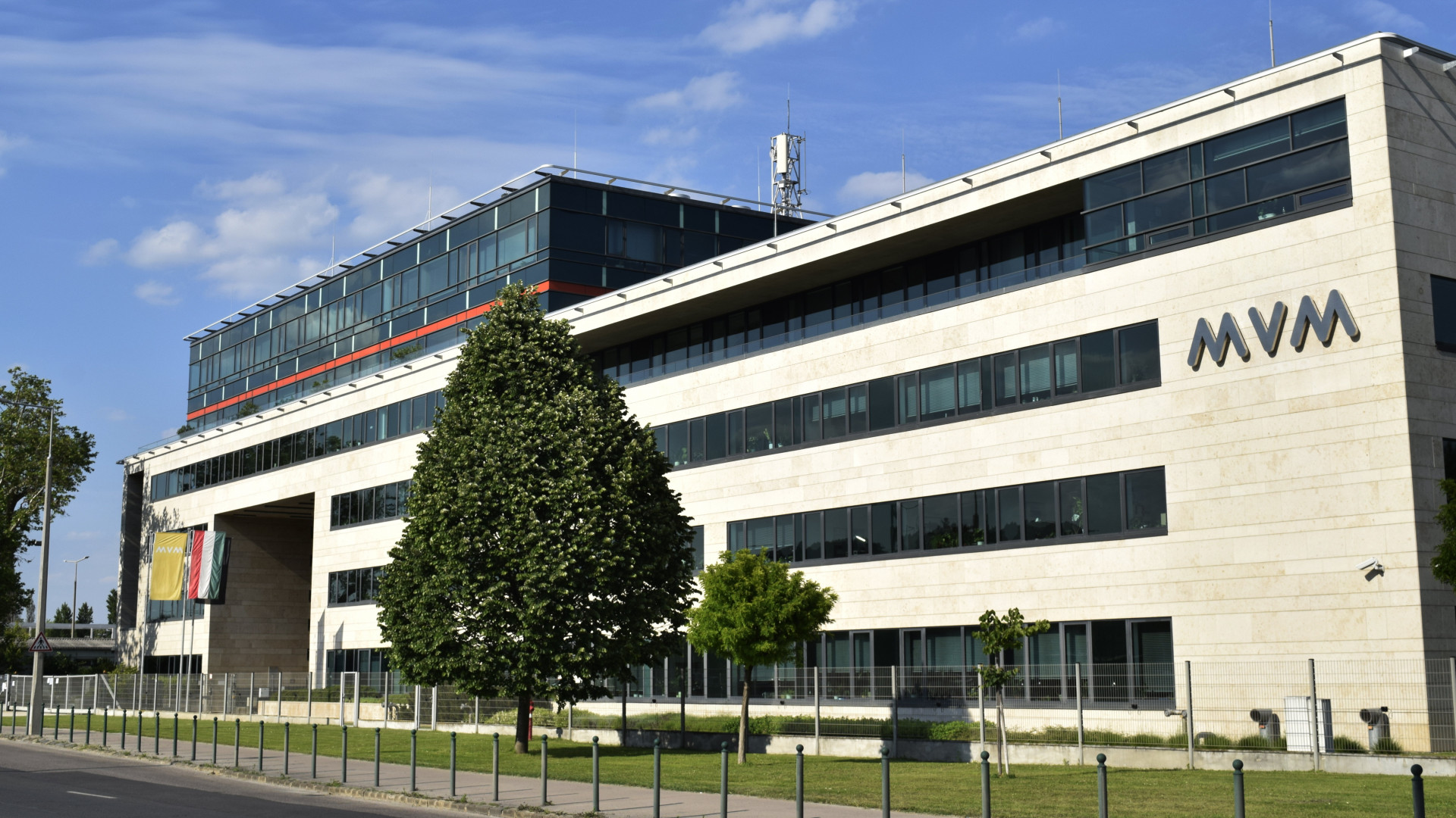 Megvan az MVM új vezérigazgató-helyettese - Portfolio.hu