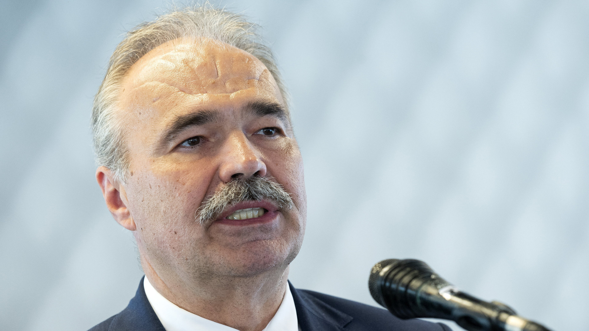 Magyar miniszter látogat Ukrajnába - Portfolio.hu