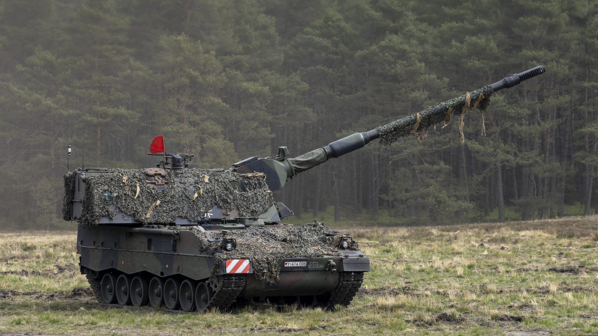 Baj van a Panzerhaubitze 2000-esekkel Ukrajnában – Van egy dolog, amire ...